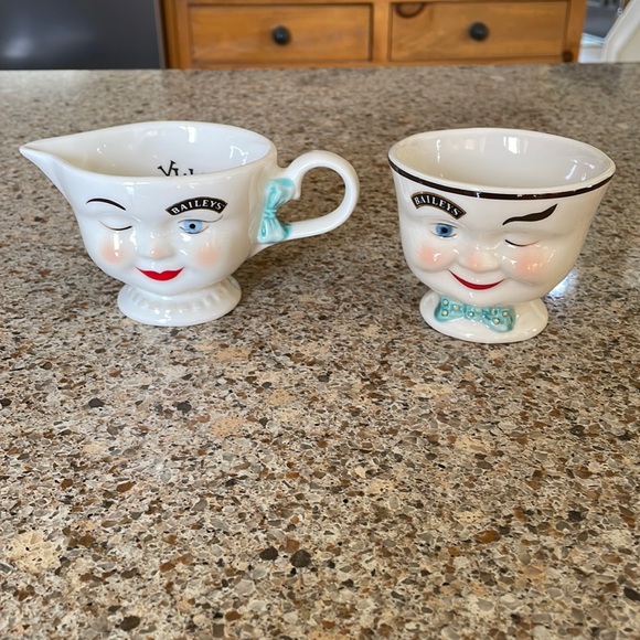 Kitchen | Vintage Baileys Yum Winking Face Cream Sugar Set Limited ...